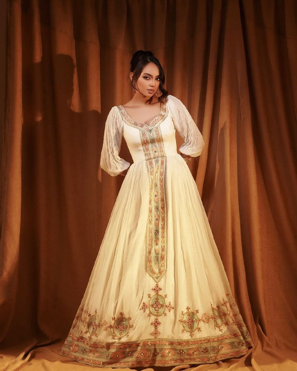 Tremendous Colorful Traditional Ethiopian Dress: with Cultural Design ...